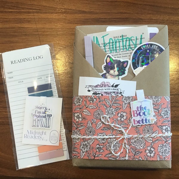 Blind Date With a Book- W/ Stickers, Magnetic Bookmark, Bookmark Log ...