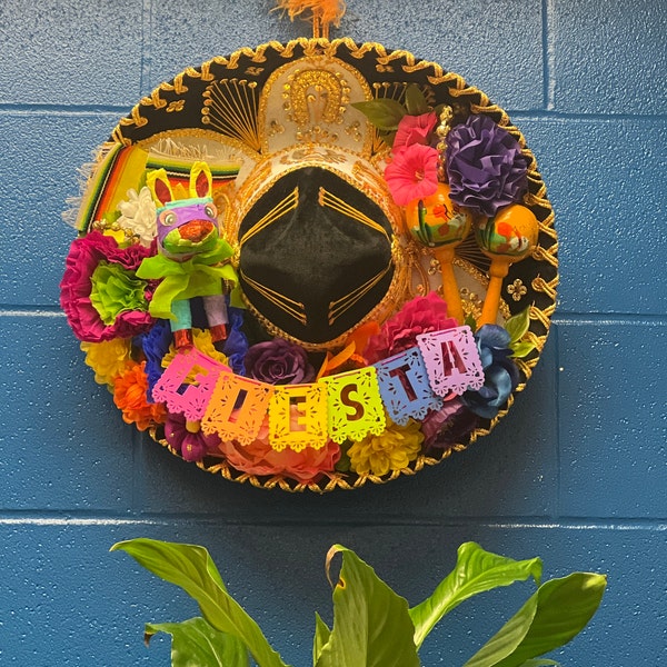 Custom Sombrero Wreath - Etsy