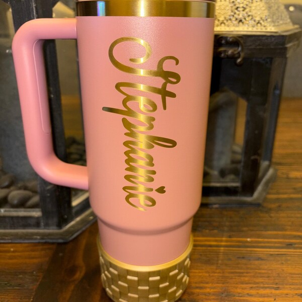 Stanley personalisierte Laser gravierte 40 Unzen Quencher FlowState ...