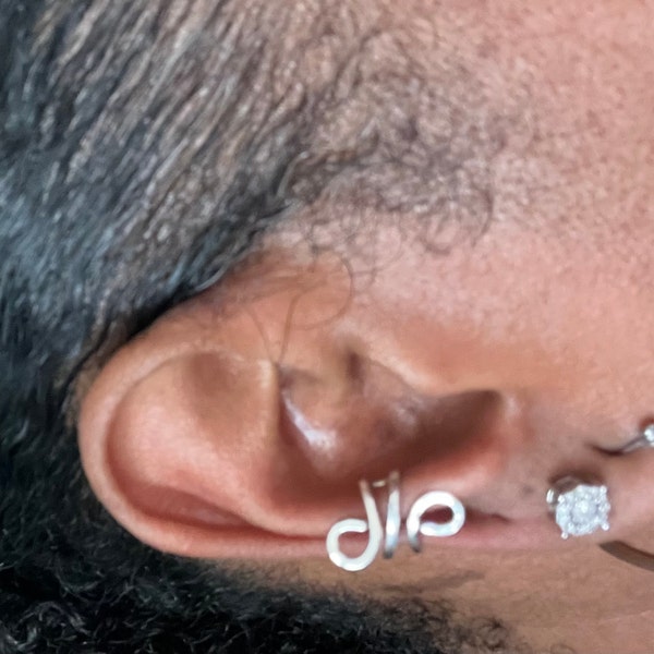 Hand Hammered Double Scroll Ear Cuff – 14K, 18K Solid or Gold Filled - Etsy