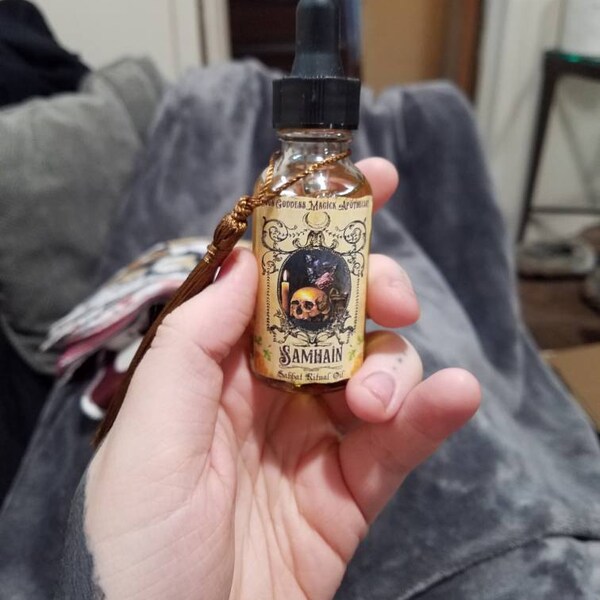Samhain Oil Ritual Oil Sacred Sabbat A Divinaton Oil for Spirit Contact ...