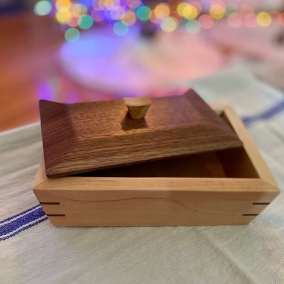 Wood Square Box Walnut and Maple Box Jewelry Box Valet Box - Etsy