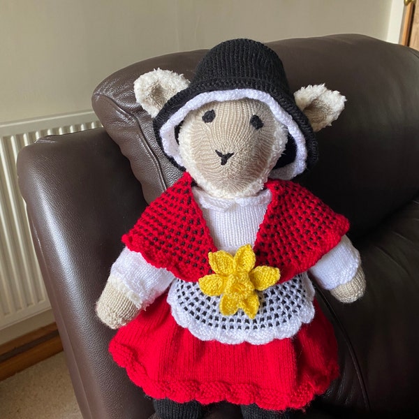 Welsh Dress - Knit a Teddy - Etsy
