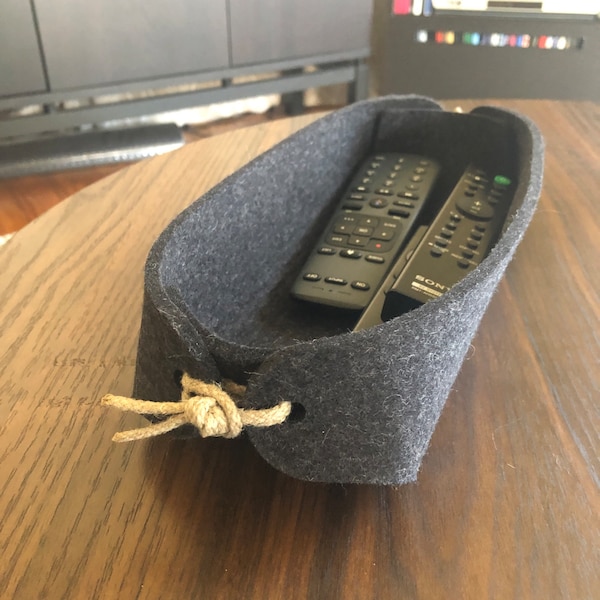 Felt Catch All – Small Organizer for Vanity or Desk - Etsy