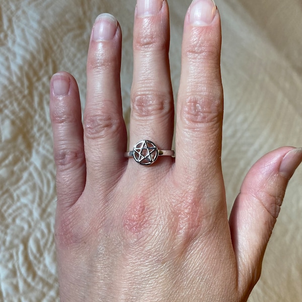 Pentagram Sterling Silver Ring - Mystical - Magical - 5 Point Star ...