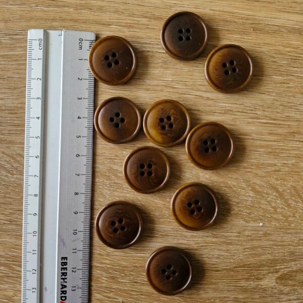 Real Horn Buttons, Beige, Mingle, 15mm to 25mm, Colors Vary From Light ...