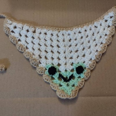 Frog Peeper Bandana Crochet Pattern Digital Download - Etsy