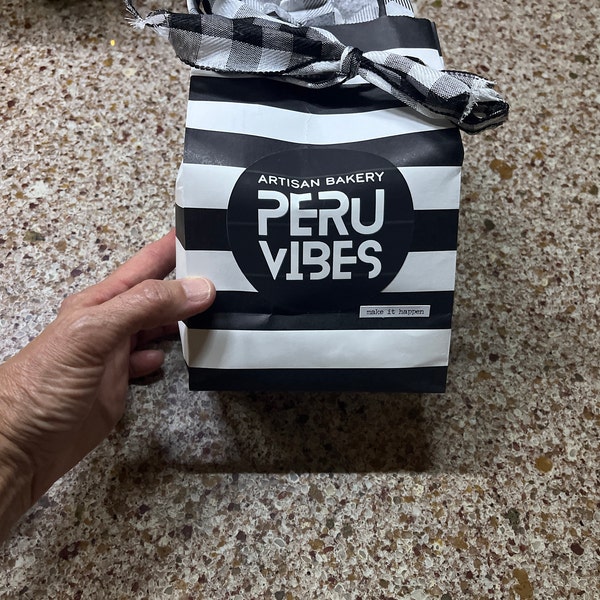 Gourmet Peruvian Sweets Variety Gift Box Includes Classic Alfajores ...