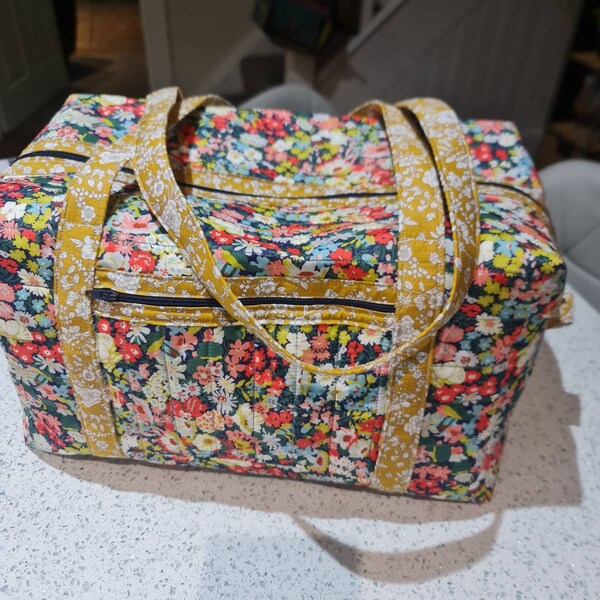 PDF Holland Duffle Pattern Quilted Boxy Duffle Bag PDF Pattern - Etsy ...