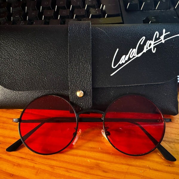 Lara Croft Classic Sunglasses and Officially Signed Case - Tomb Raider ...