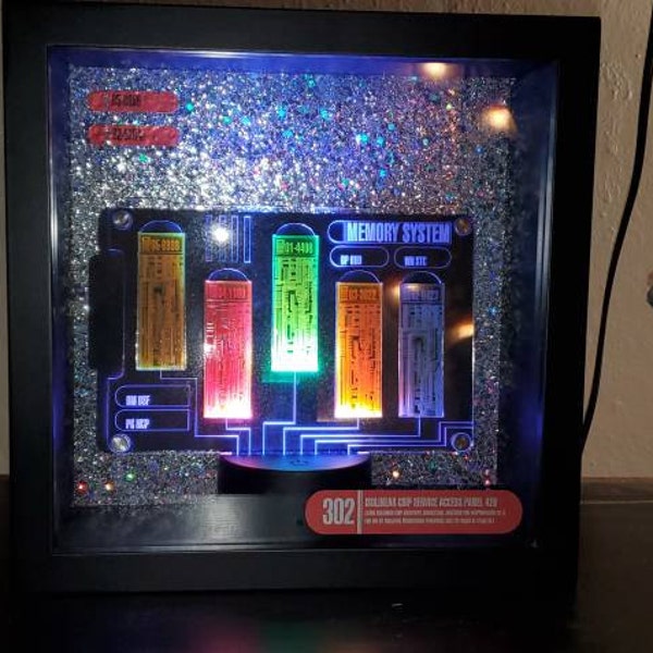 Holographic Memory Cube + Base - Etsy