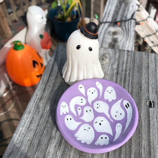 Ghost Clay Ring Jewellery Dish, Cute Ghostie Paintedtrinket Bowl in ...