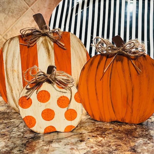 Wooden Pumpkins, Rustic Fall Decor, Autumn Rustic Centerpieces, Shelf ...
