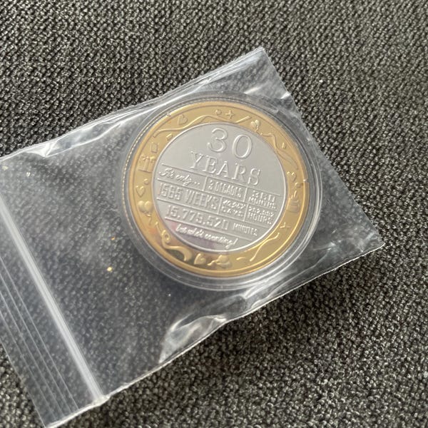 Pair of Boxed SOLAR SYSTEM Commemoratives in 50p Coin Display Case ...