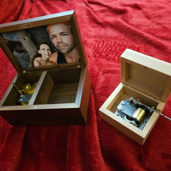 Toy Story Music Box You've Got a Friend in Me Music Box Mechanism ...