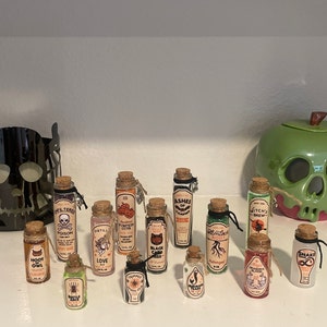 Halloween Apothecary Potion Rack Set of 5 Test Tube Vials in - Etsy