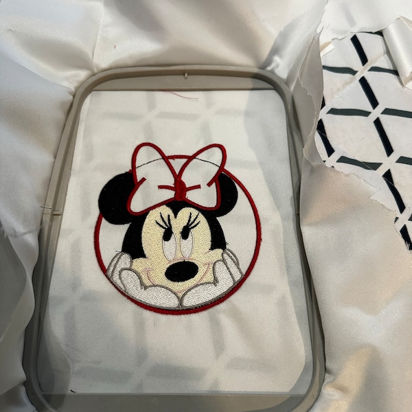 Minnie Mouse Applique - Machine Embroidery Design, Embroidery Patterns ...