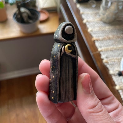 Medusa Gorgo Statue Made of Clay / Handmade / - Etsy