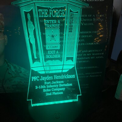 ARMY Forge Medallion LED Acrylic Personalized Light - Etsy