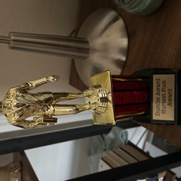 The Dundie Award,the Office TV Show, Dundie Award Trophy,michael Scott ...