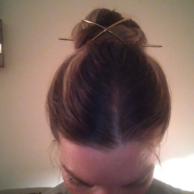 Bun Cage the ORIGINAL Since 2016. Reversible X Shaped Bun Holder, Hair ...