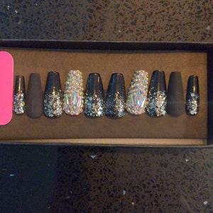 Tripping Illusion Press on Nails Handpainted Abstract Nail - Etsy