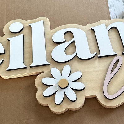 Daisy Name Sign, Nursery Name Sign, Daisy Nursery Decor, Name Sign for ...