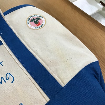 Miami Art Deco Building Enamel Pin - Etsy