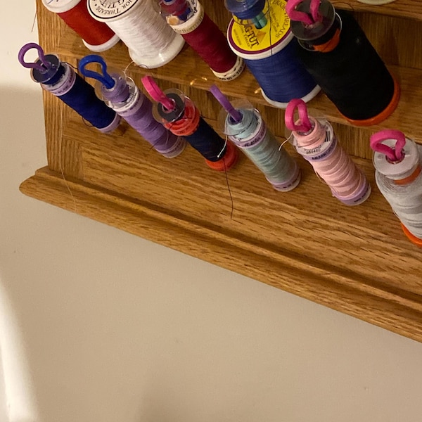 Thread Spool Bobbin Buddies Clamp Holder for Keeping Thread and Bobbins ...