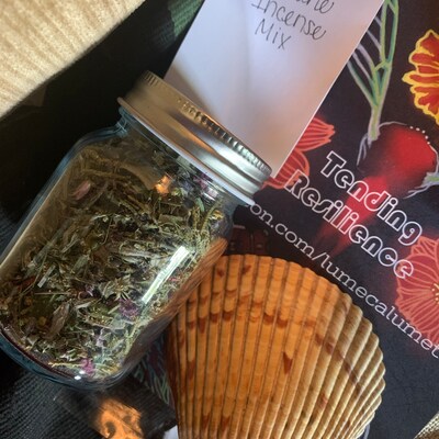 Sustainable Grounding Incense / Cedar and Vetiver Mix - Etsy