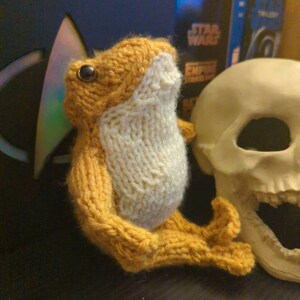 MR. TOAD Knitting Pattern - Etsy