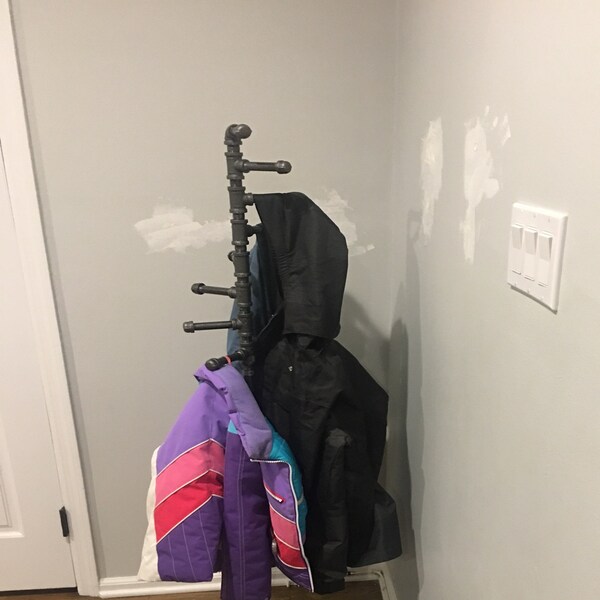 Black Pipe Coat Rack Industrial Style Free Standing Metal Spiral Coat ...