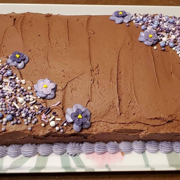 Edible Violets- Made From Royal Icing in 3 Shades of Violet (24 or 48 ...