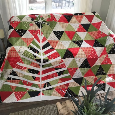 The Irony Quilt Pattern by Everyday Stitches - Etsy