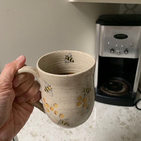 Bee Cup, Coffee Mug, Coffee Cup, Tea Mug, Bee Lovers ,hand Painted ...
