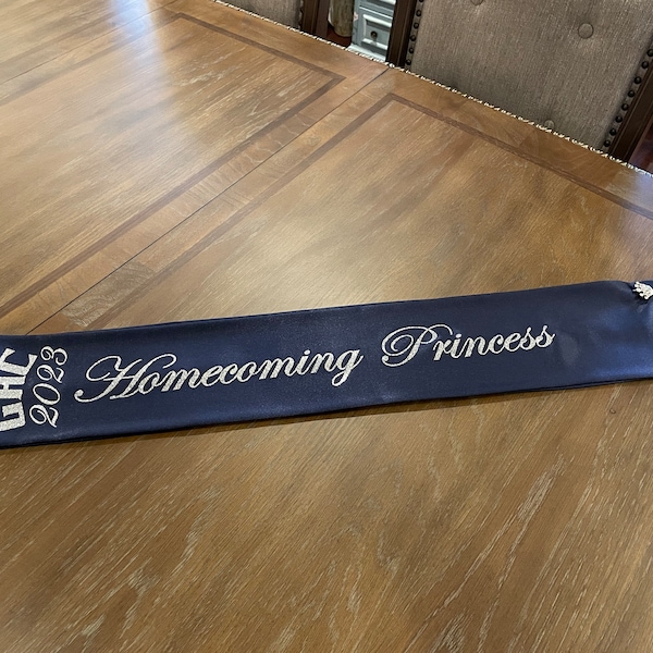 Cursive Whiskey Font Cursive Font Cursive Letters Svg Bourbon Font ...