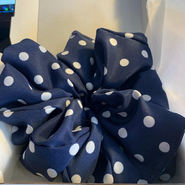 Handmade Navy Blue Polka Dot Scrunchies: Elegant Hair Accessory - Etsy