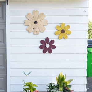 Rustic Wood Flower, Garden Flower, Wall Flower, Garden Decor, Patio ...