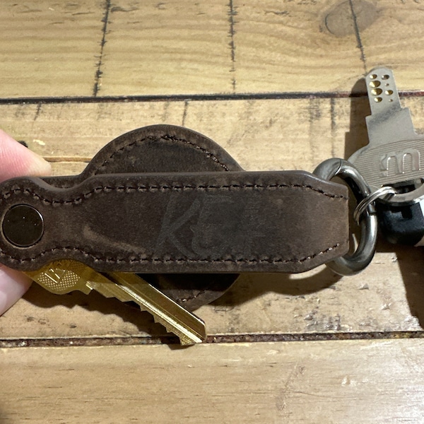 Minimalist Leather Key Organizer. Compact Leather Key Holder. Leather ...