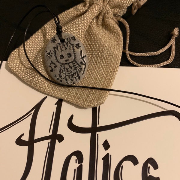 Stickman-hand Carved Pebble Necklace Engraved Sea Stone Rock Pendant ...