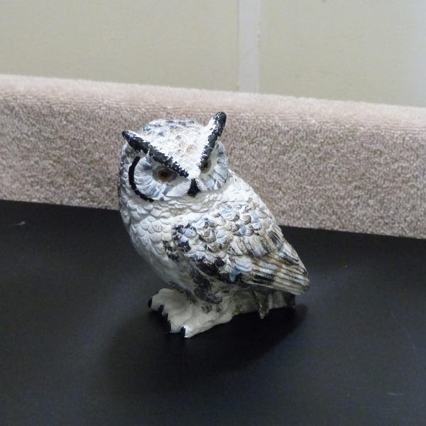 Exquisite Concrete Garden Fawn Deer Statue! Hand Cast and Hand Painted ...