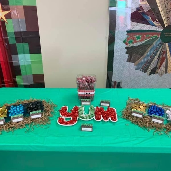 Mine Video Game Food Tent Cards, Table Signs for a Mining Themed DIY ...