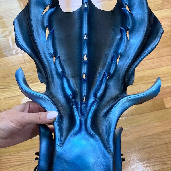 Queen Xenomorph Costume Headpiece for Aliens Movie Queen Mother Costume ...