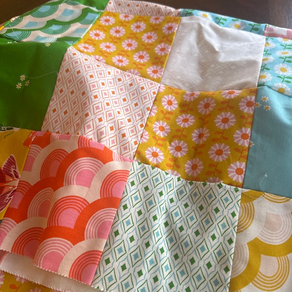 Entangled Roundabout Quilt Kit, the Original Morris & Co, Freespirit - Etsy Entangled Roundabout Quilt Kit, the Original Morris & Co, Freespirit - Etsy