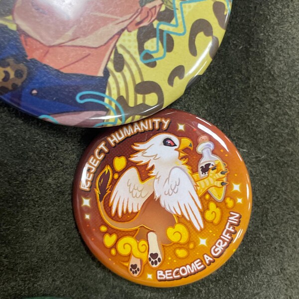 Lycaon, Fennec Fox, Dhole & Coyote - BADGE / MAGNET - Animal ...