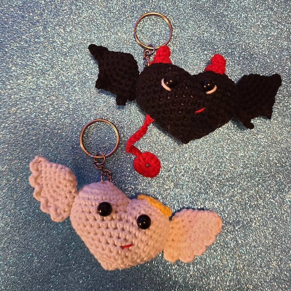 Keychains Devil&angel With Wings Crochet Heart Keychain Pattern ...