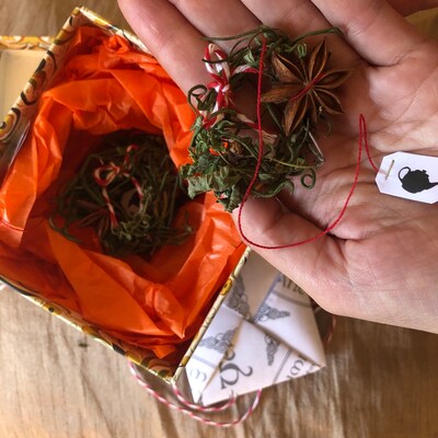 Seasonal Tea Wreaths Winter Solstice Blend Box of Two - Etsy