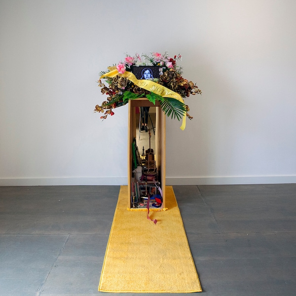 Floating Teacup Waterfall Pouring Foam Flowers Gift Home Décor Tea ...