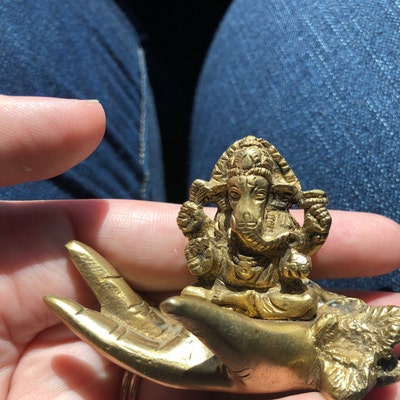 Conch Shell Puja-blowing Shankh Sound Brings Prosperity Positivity ...