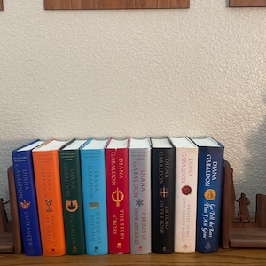 Outlander Bookends/outlander Gift/scotland/book Shelf/craigh Na Dun ...